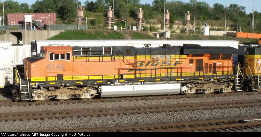 BNSF 6146